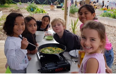Building community through kai sustainability | Inspiring Communities